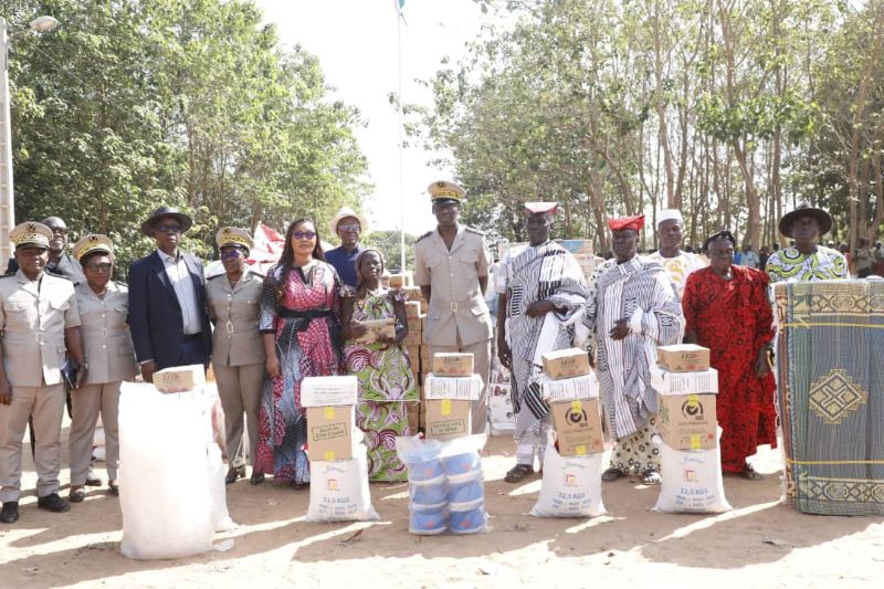 Le Gouvernement apporte son soutien aux populations déguerpies de la ...